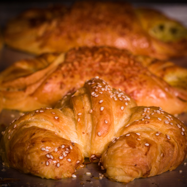 Croissant Quesocrema – Germen de Trigo – Panedería